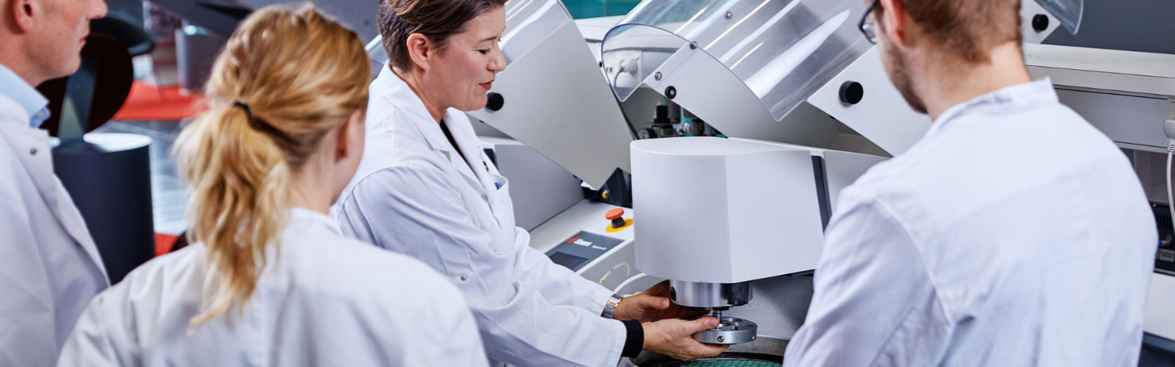 Training in metallographic sample preparation with Struers | Struers.com